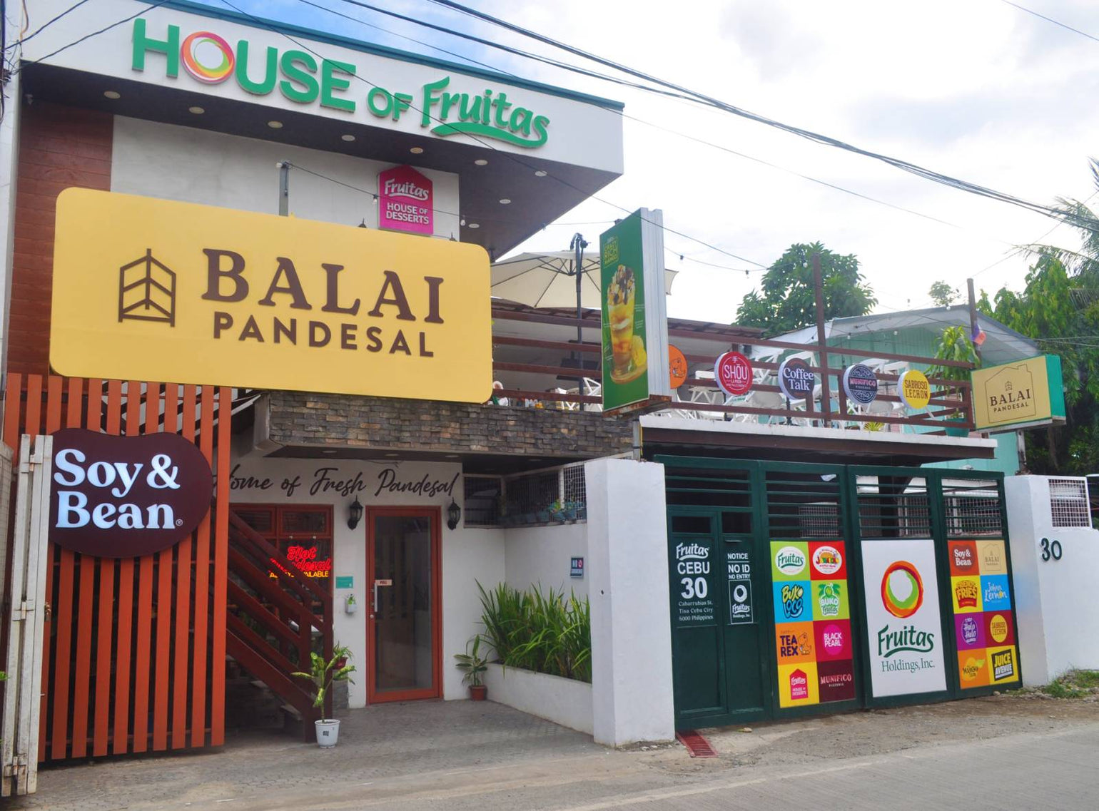 Balai Pandesal Buko Pie Whole – House Of Fruitas