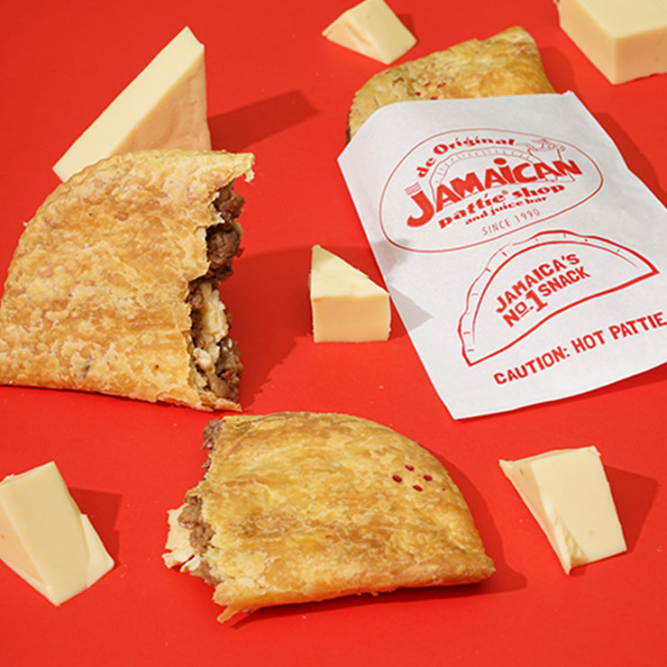 Jamaican Pattie Baked Cheezy Beef Pinatubo 1pc – House Of Fruitas